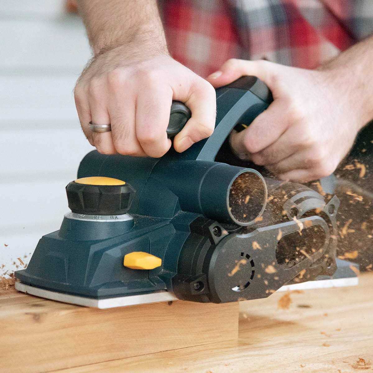 POWERTEC Portable Corded Hand Planer 8 Amp Power Motor with 4 3/8 Hand ...