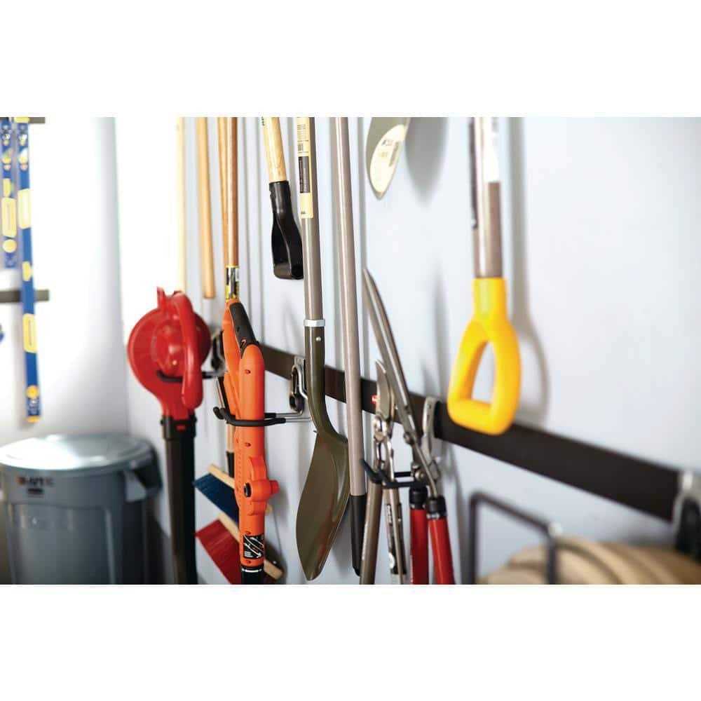 Rubbermaid Fast Track Garage Rail Accessory Bundle 2058417 - Hardware ...